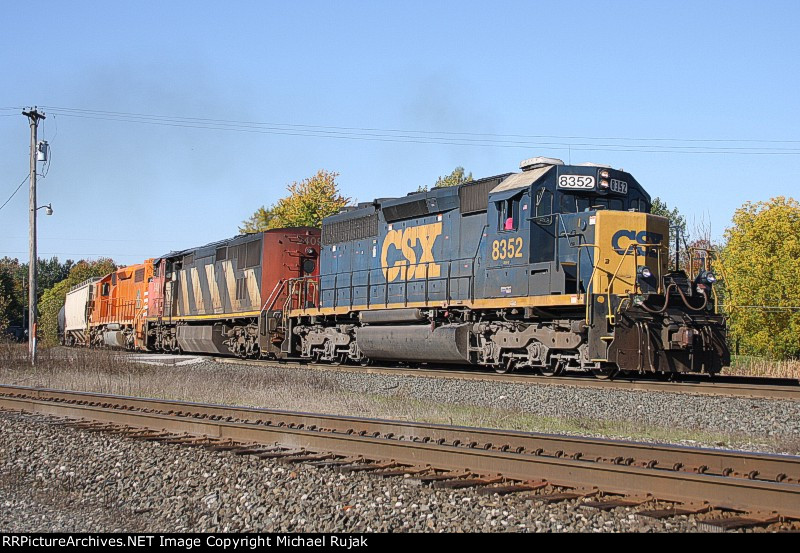 CSX 8352